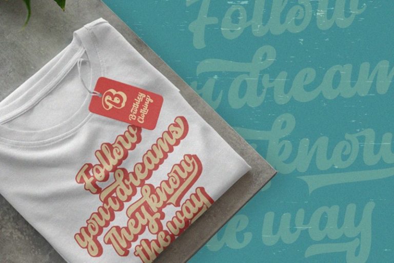 Vintage Lander Font ǀ Retro Script Font