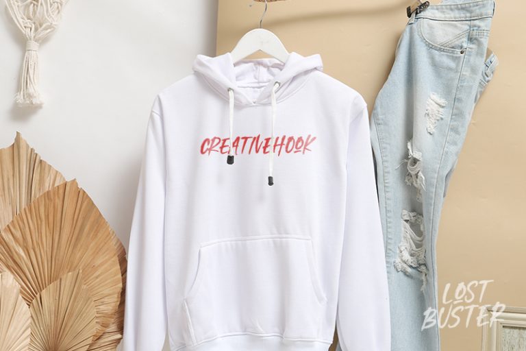 Lost Buster ǀ Script Font